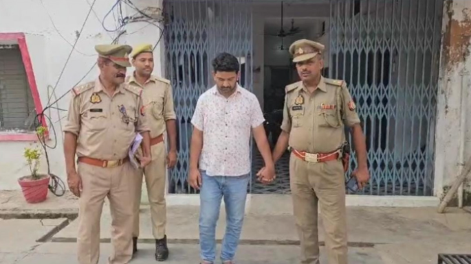 Azam Zaidi lures a Hindu girl into marriage by posing as Hindu, rapes ...